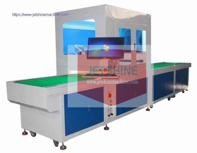 Automatic leather glue spray machine